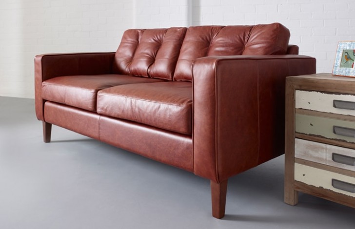 Melrose Buttoned Back Sofa | Chesterfield Company