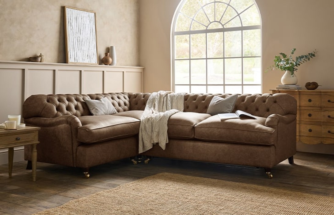 Harris Chesterfield Corner Sofa | Handmade British Corner Sofas